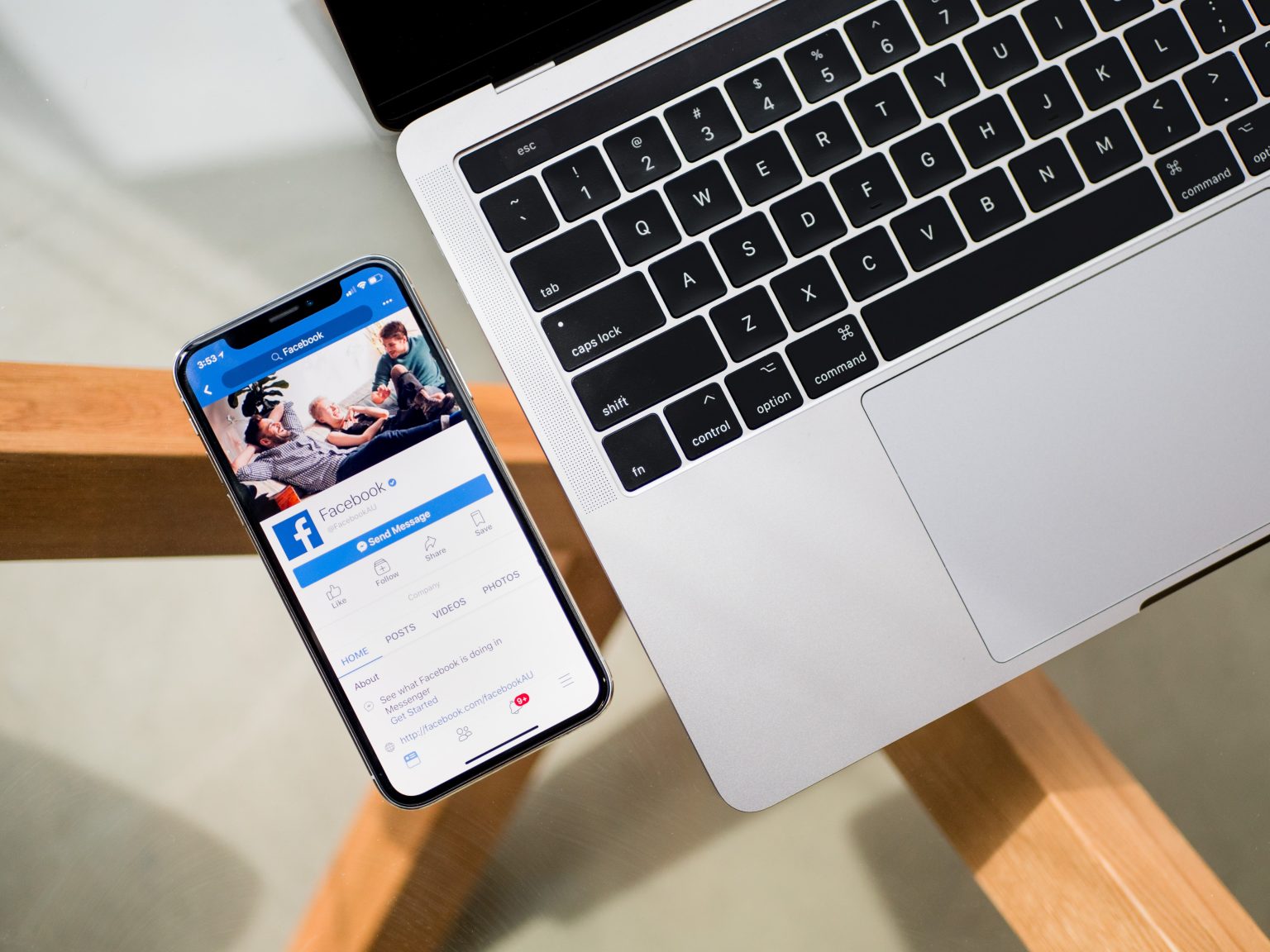Camera Confidence | 4 Tips to Show Up Confidently on Facebook Live ...